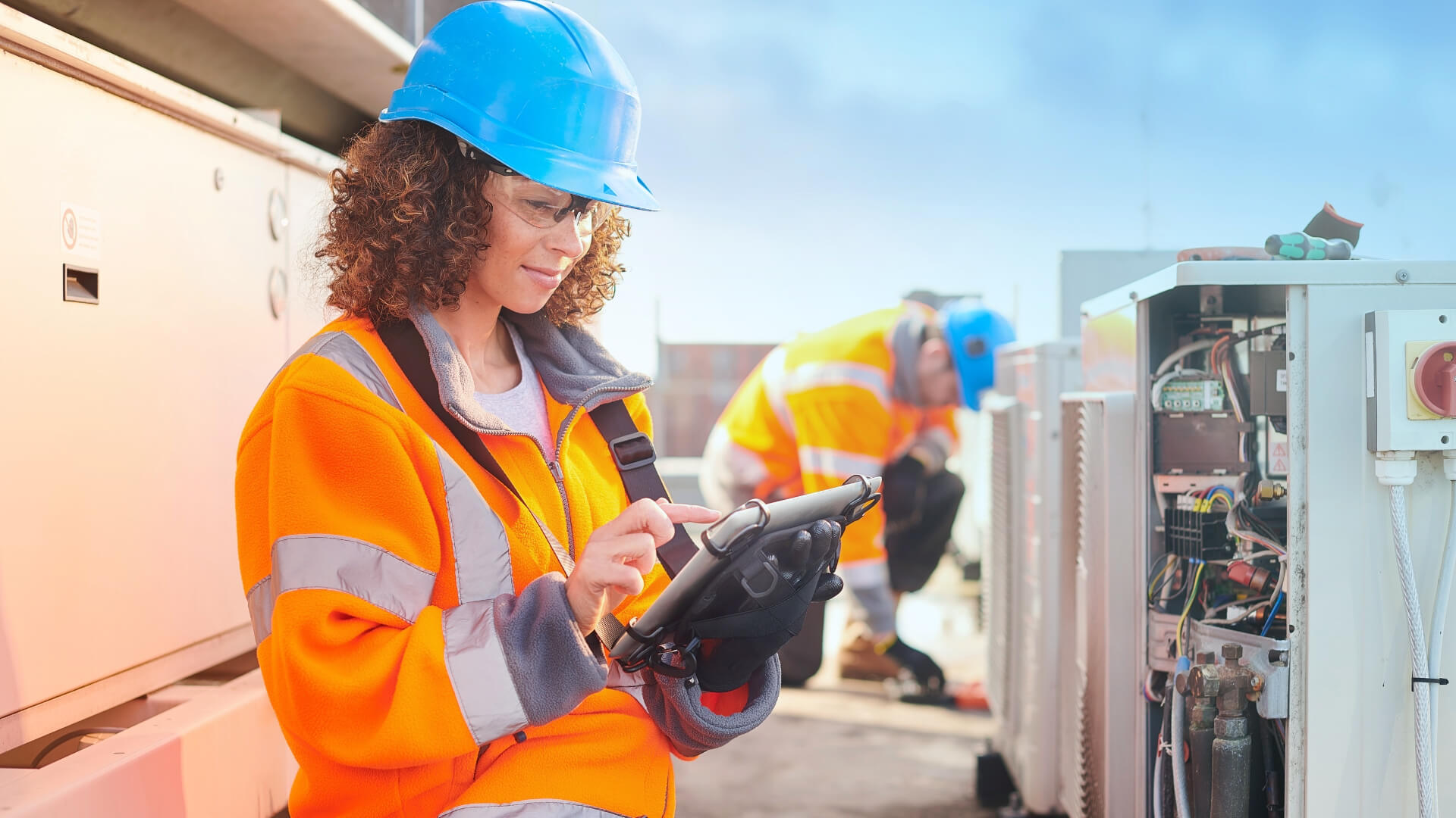 Field Service Management Software for 10–100 Techs